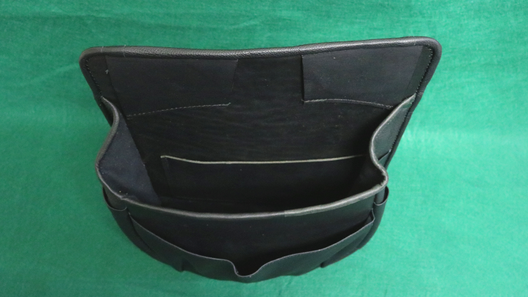 PARLOR PLUS POUCH by The Ambitious Card - Trick – Fantasma Magic