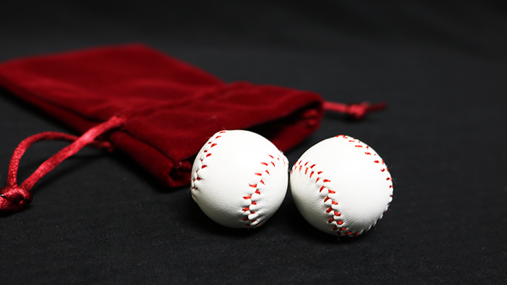 Strong Chop Cup Balls White Leather (Set of 2) by Leo Smetsers - Trick ...