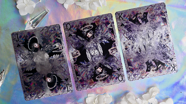 Crystal playing cards by Evokad – Fantasma Magic